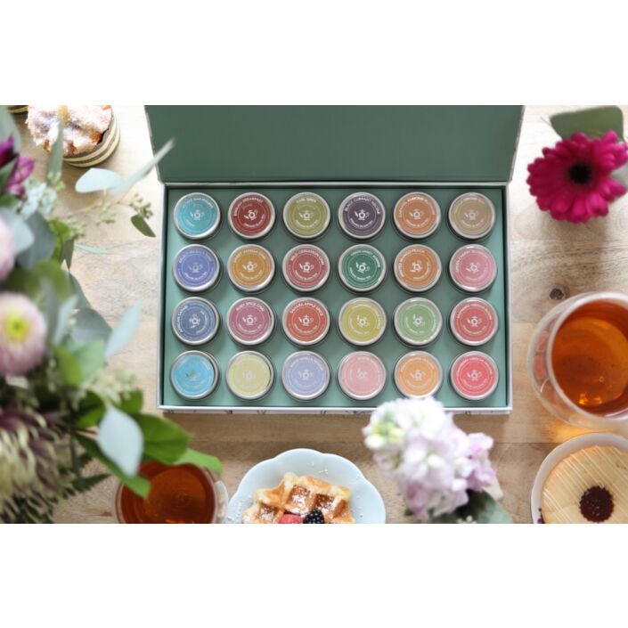 Loose-Leaf Tea Set | World Tea Assortment Box | Teabloom